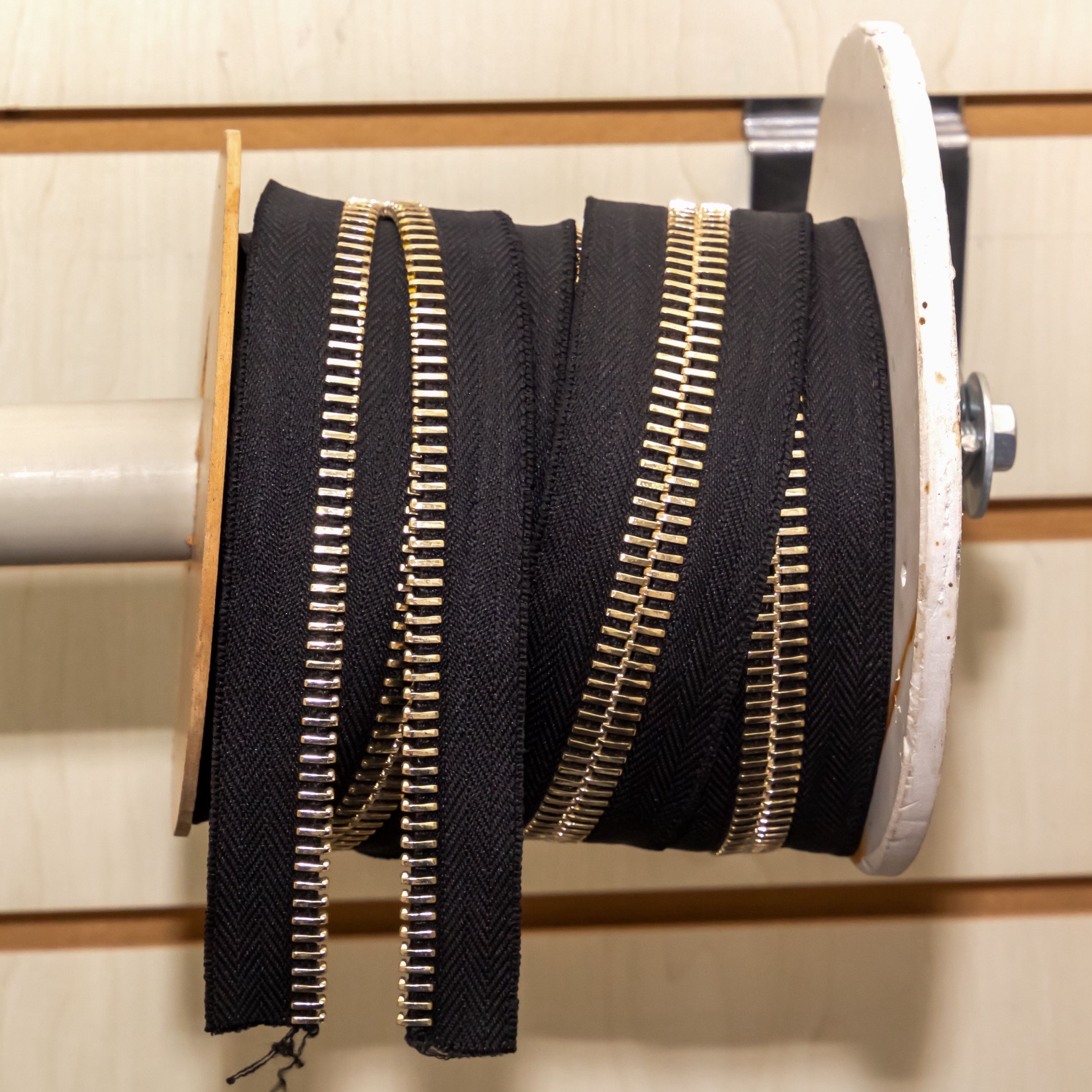 Zipper Glossary - Lenzip Manufacturing - Premium Commercial ...